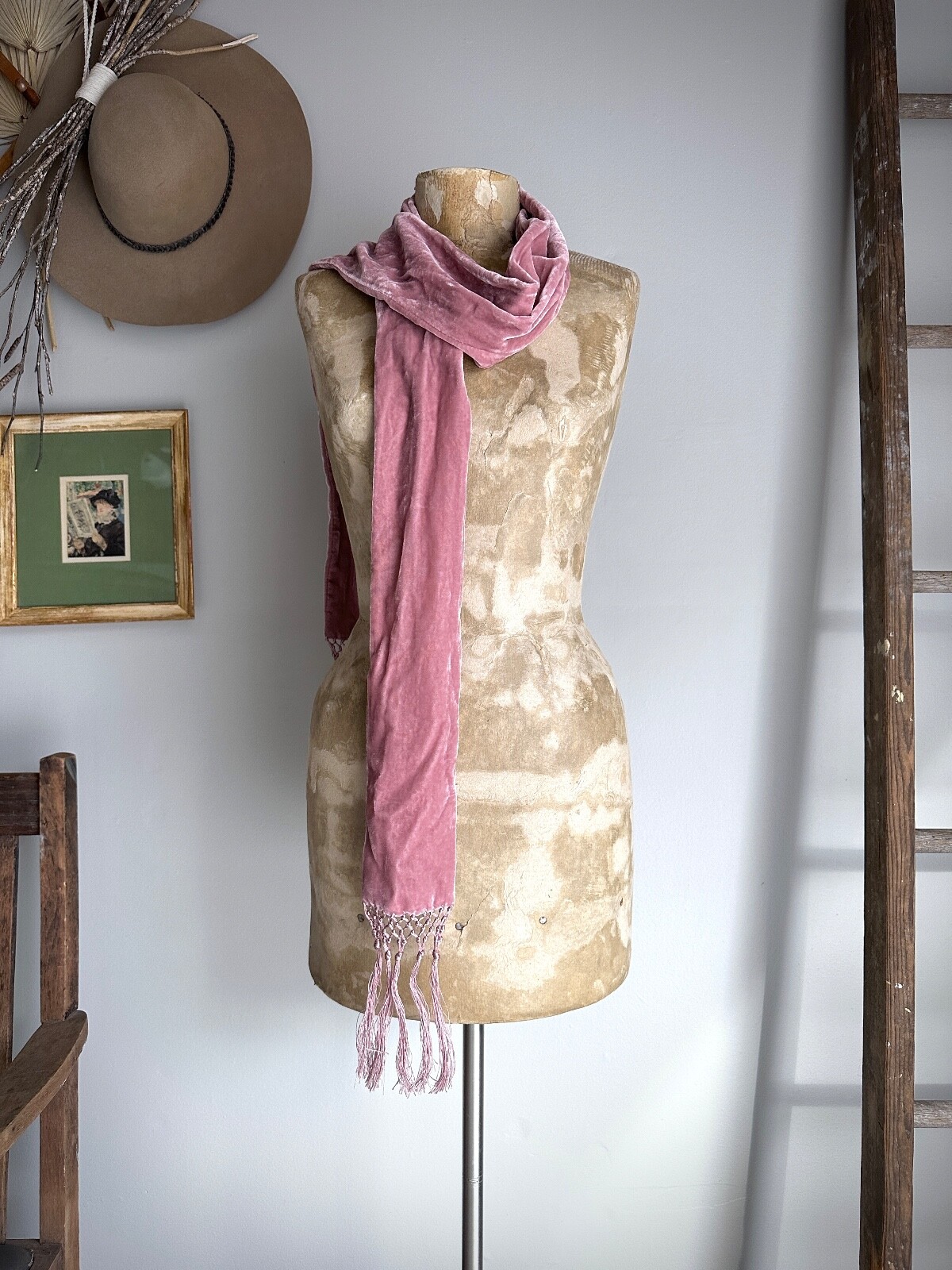 90's DUSTY ROSE LONG VELOUR VELVET FRINGE SCARF - Gem