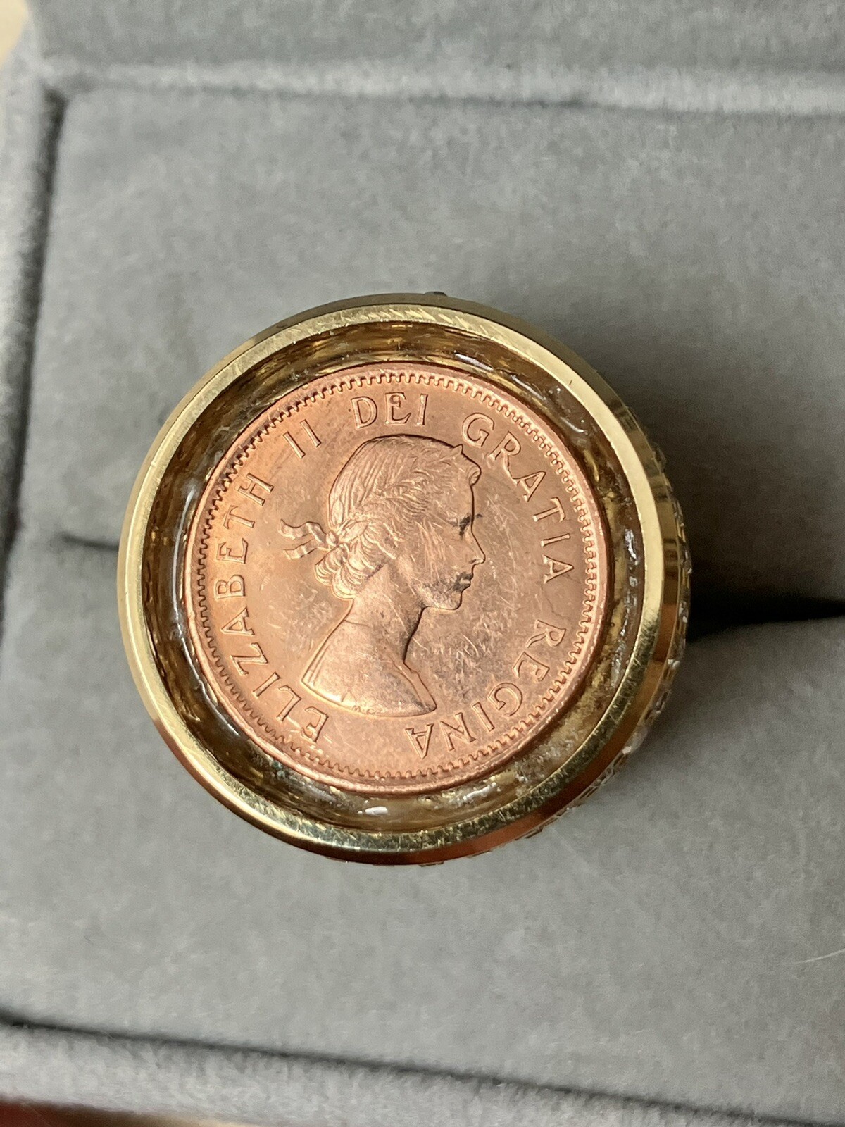 Handmade SS/Gold/Cubic Zirconia Royal Queen Elizabeth II Penny Coin ...