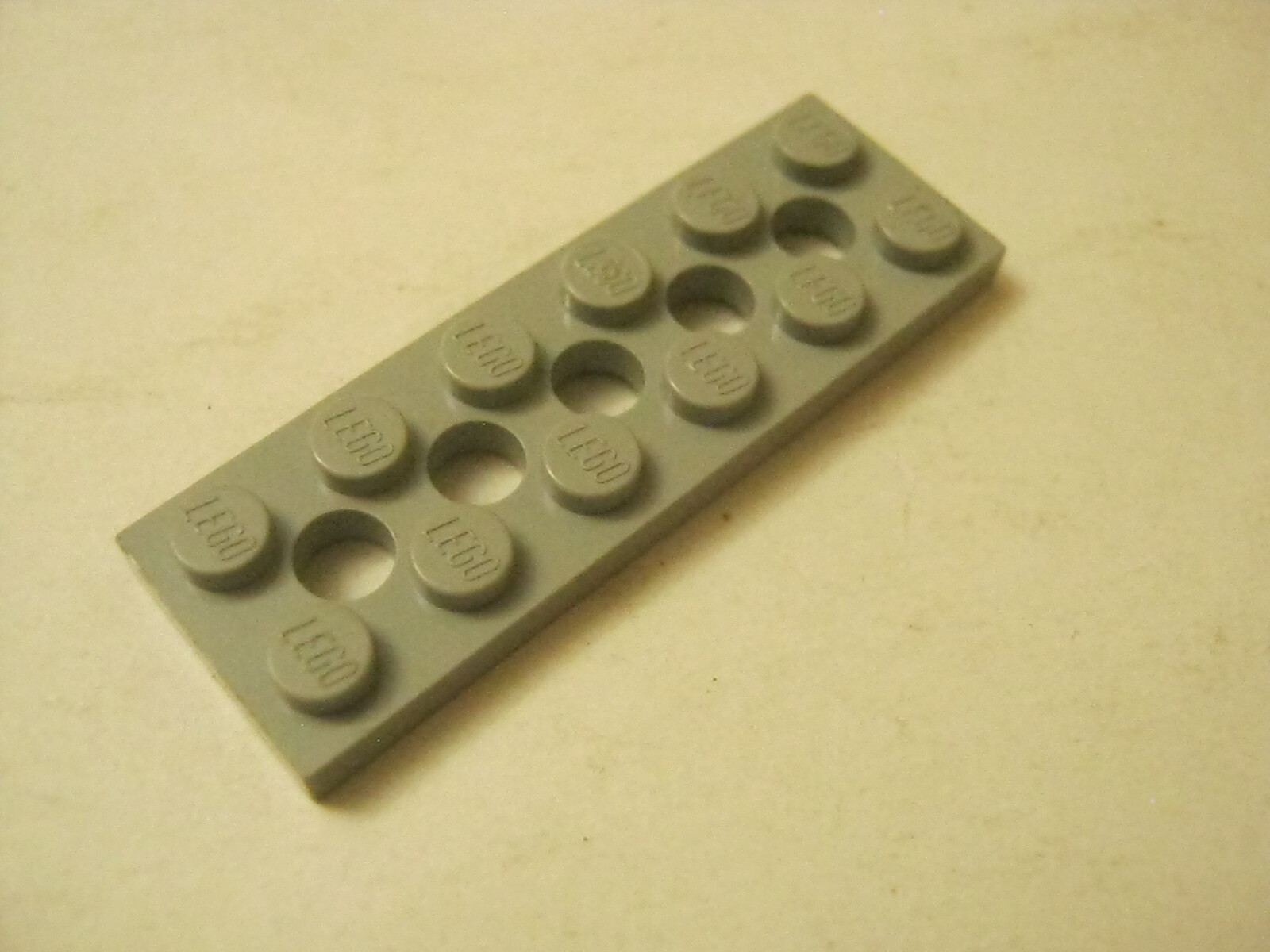 Lego (1) Old Light Gray 2x6 Plate With 5 Holes, 32001 (028-361) | eBay