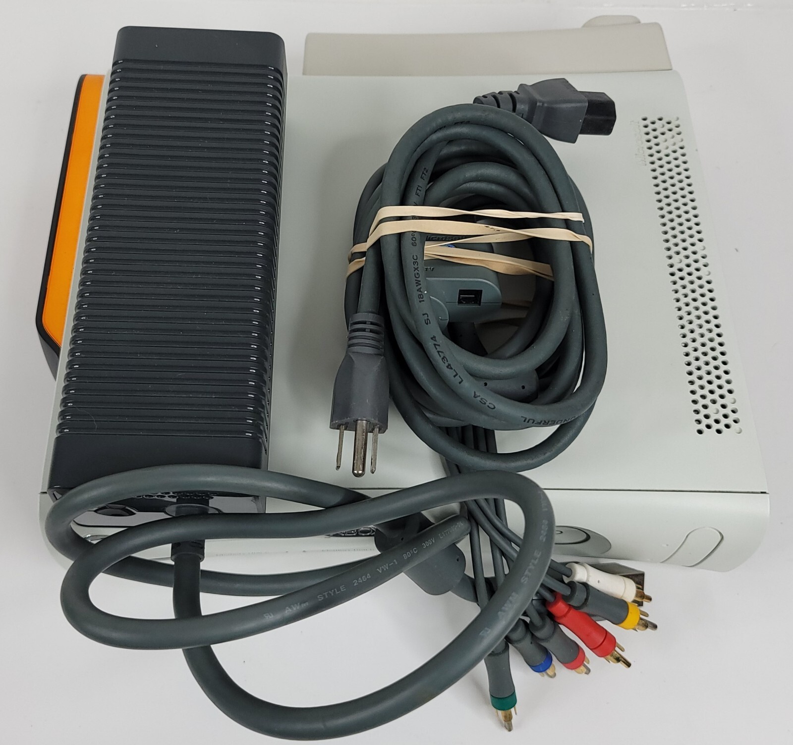 Microsoft Xbox 360 Pro 20GB Console Matte White With 2 Controllers 7 ...