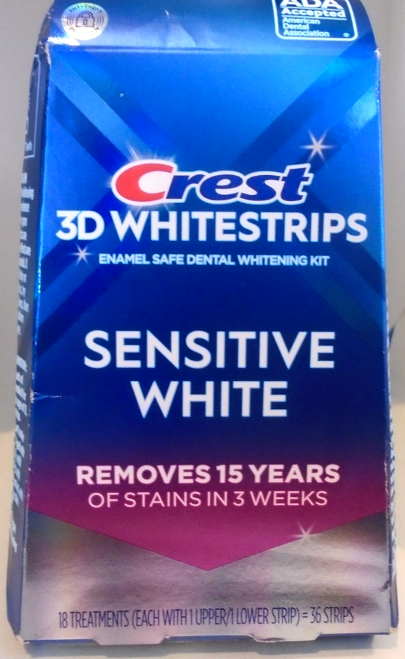 Crest 3D Whitestrips Sensitive Kit, 18 Treatments, Removes 15 Years of ...