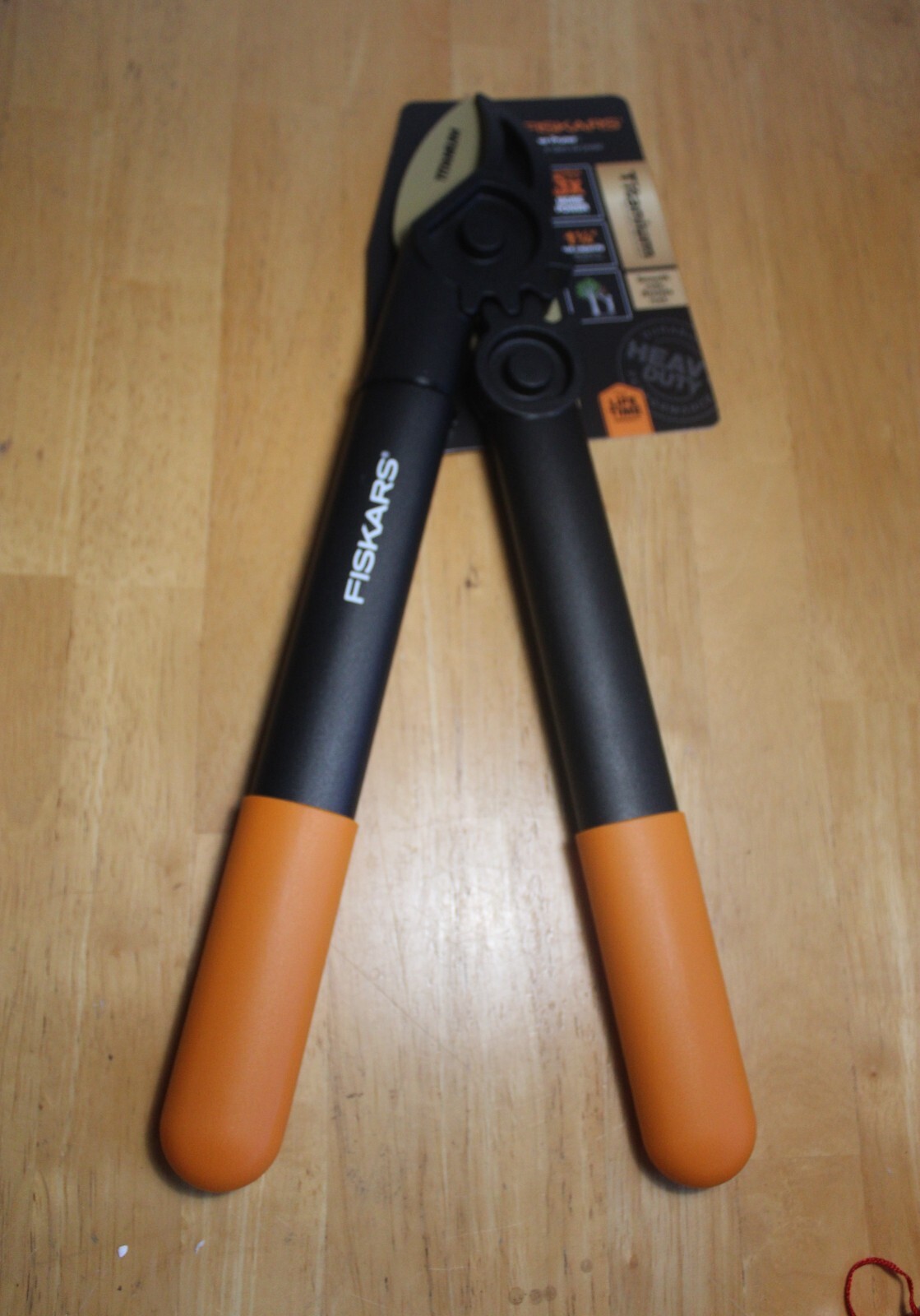 Fiskars Super Pruner 15" Cuts 1.25" Power Gear Lopper Titanium blade ...