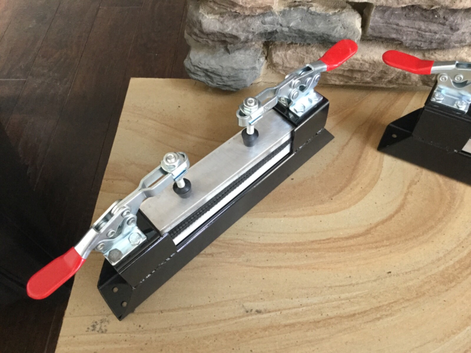 Fiber Optic Splicing Clamp- Mounts to table/bench | eBay
