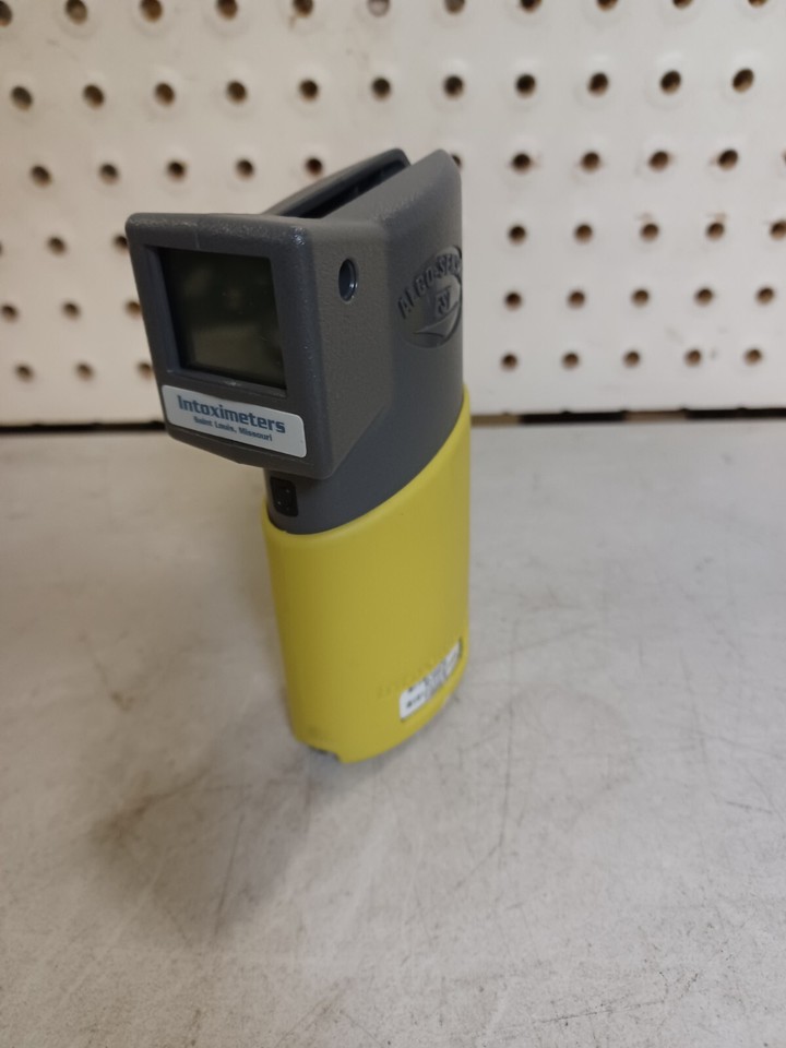 Alco-Sensor FST Intoximeters 066640 Portable Breathalyzer POWERS ON ...