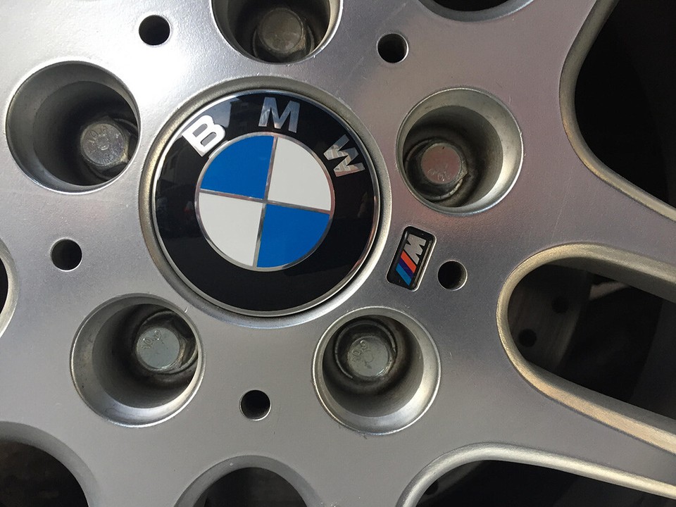 1 Pcs. Genuine Wheel Badge Emblem BMW E38 F01 F02 G11 X5 E70 ...