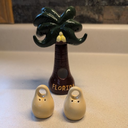 palm tree toothpick holder W/ coconut salt and pepper S&P SPICE SHAKERS ...