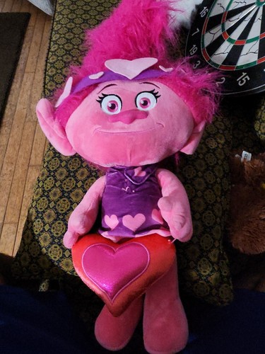 Trolls World Tour Queen Poppy Heart 24" Standing Greeter Pink Plush ...