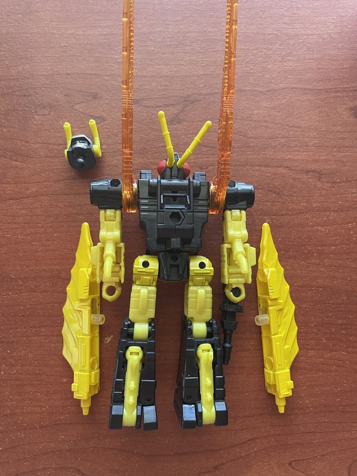 Transformers Legacy RANSACK Buzzworthy Bumblebee Creatures Collide ...