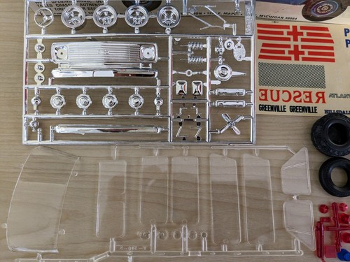 SUPER RARE! **ORIGINAL-ISSUE VINTAGE AMT CHEVY POLICE VAN KIT **SEALED ...