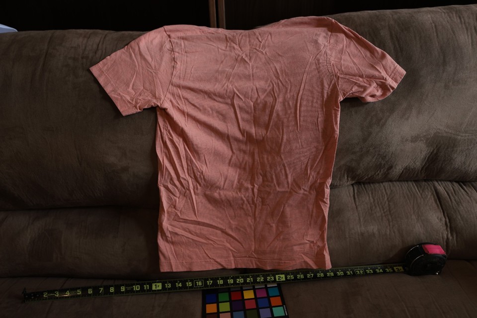 MICHAEL REEVES Actual Clothing he wore (IRS fundraiser) -- frog shirt ...
