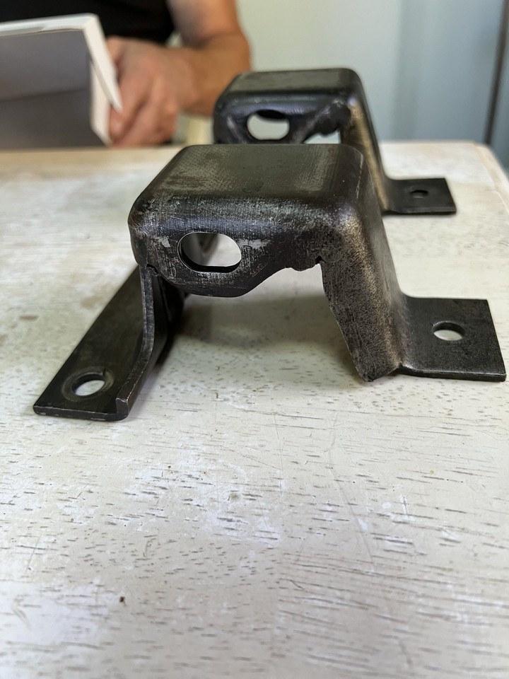 1964 1965 1966 1967 Buick Skylark Engine to Frame Mounts 225 and 300 V8 ...