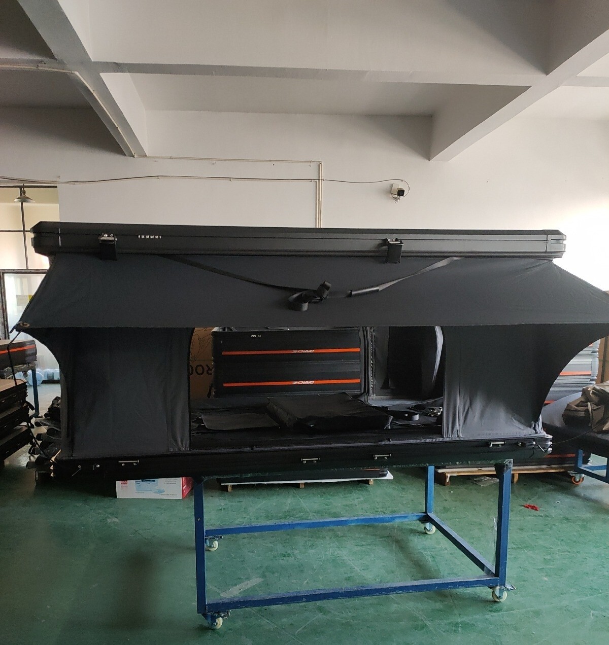 Autodachzelt Auto Dach Zelt , Vordach, Dachzelt Schwarz/Grau Hardcase ...