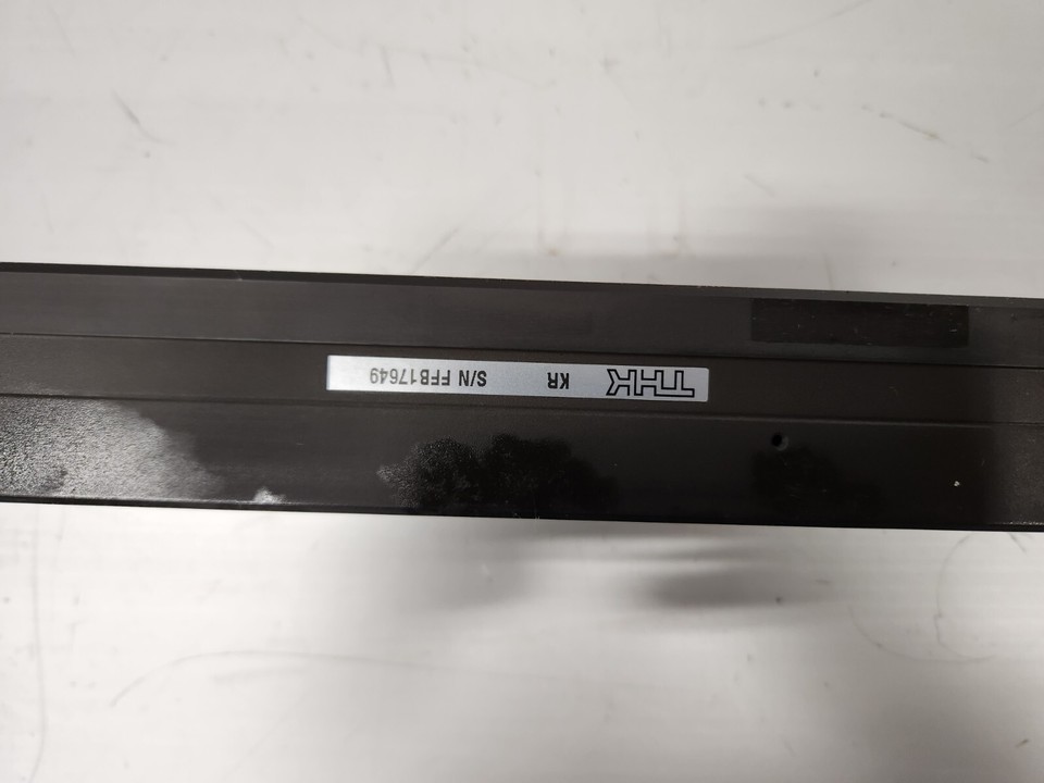 1 THK KR46 Linear Guide Actuator Outer Rail Length 940mm Stroke 750mm ...