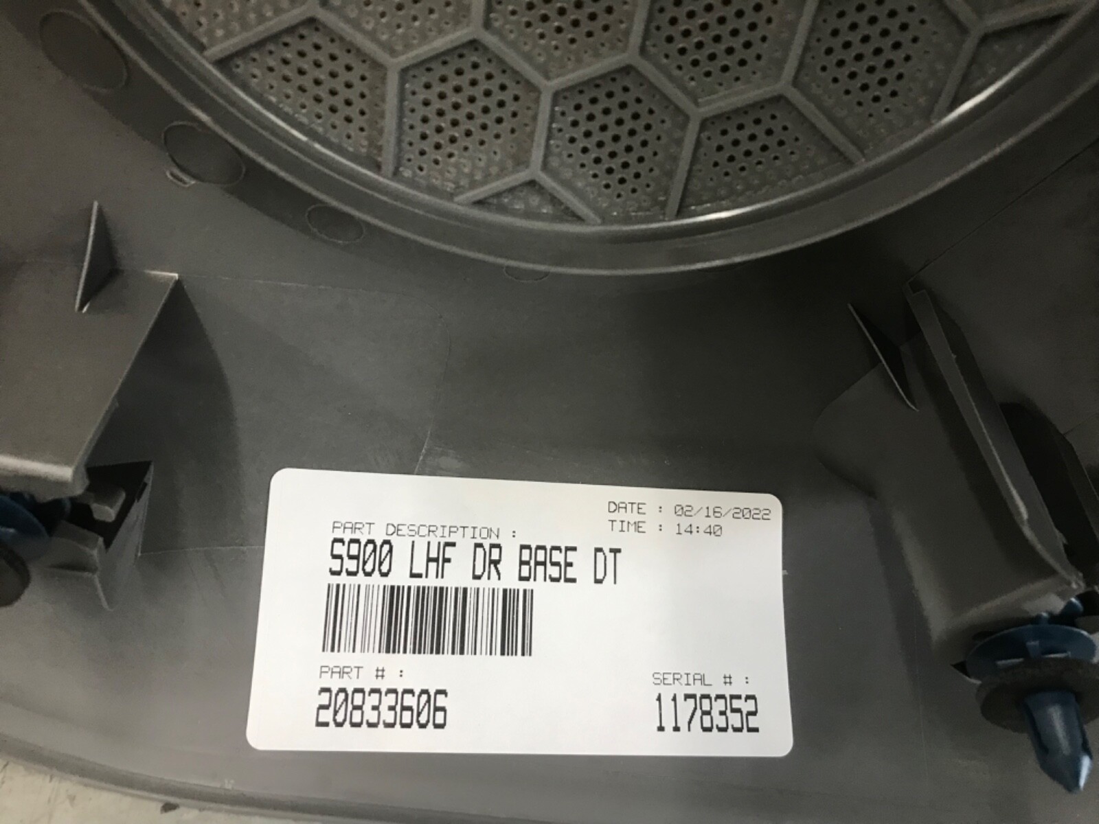 Oem Gm interior front door trim panel left drivers side 20833606 ...