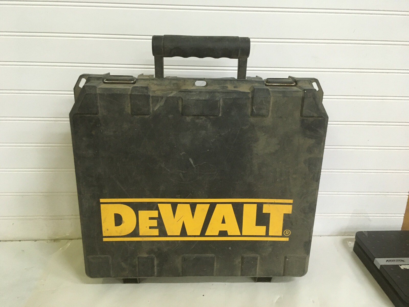 Dewalt DCD920 14.4V Volt Cordless Drill/ Driver W Battery + Case FREE ...