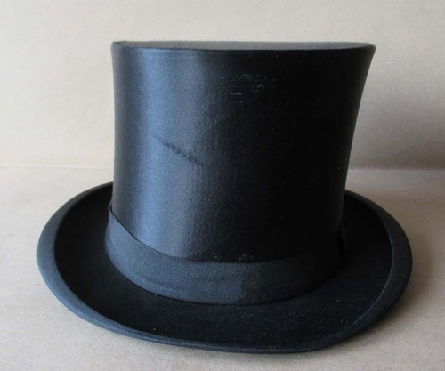 ANTIQUE OLD GERMAN MARKED SILK COLAPSIBLE OPERA TOP HAT GIBUS / SIZE 55 ...