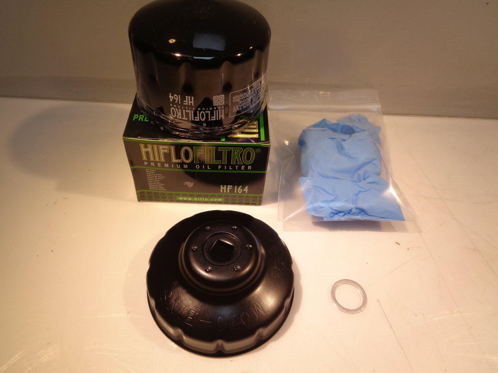 BMW R1200R,S,RS,GS,RT, Oil filter kit -1 x tool,1 x filter,1 x seal ...
