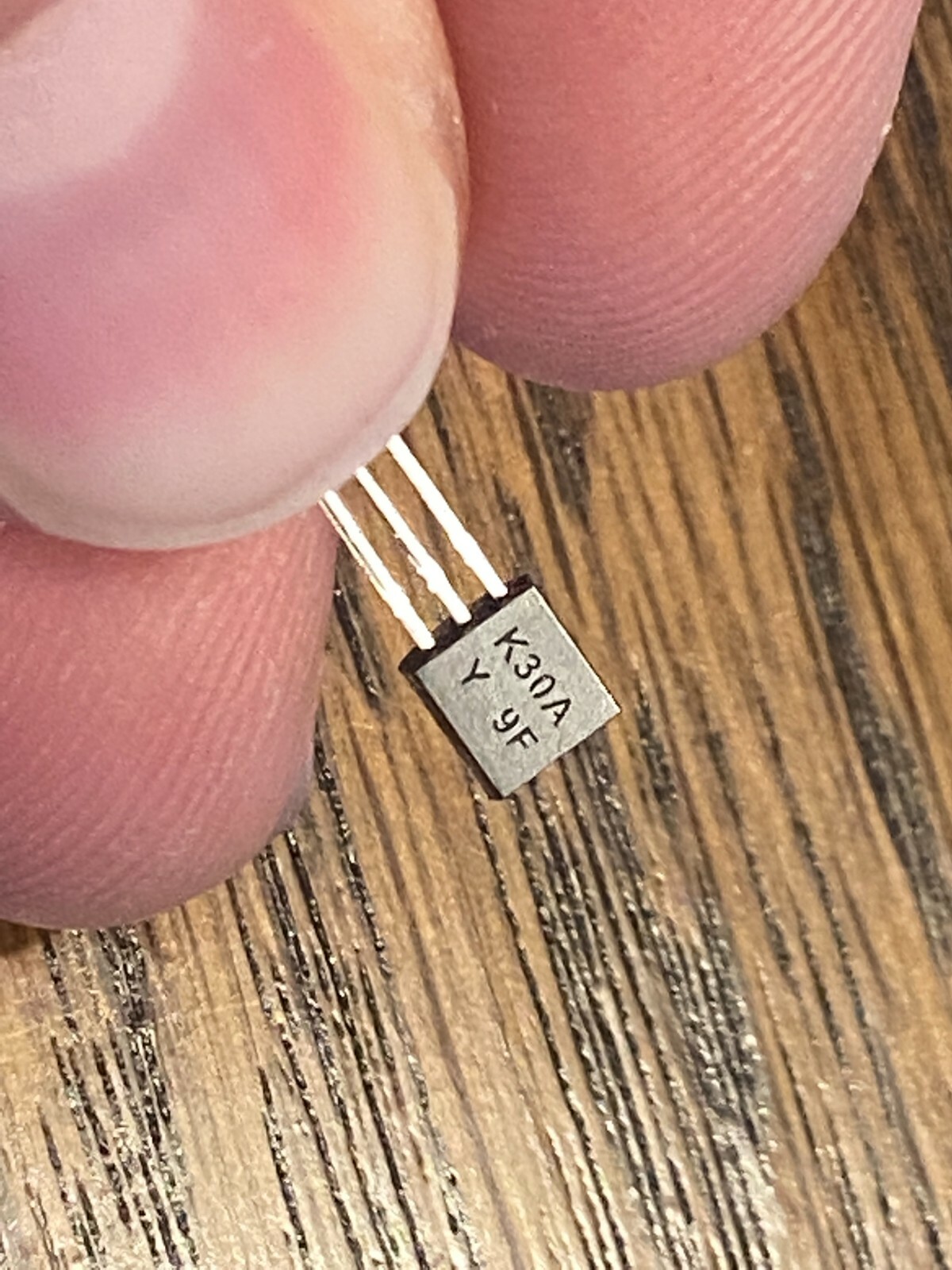 4 New 2SK30A Y JFET transistors 2SK30 SK30 2SK30Y 2SK30AY (Qty Avail ...