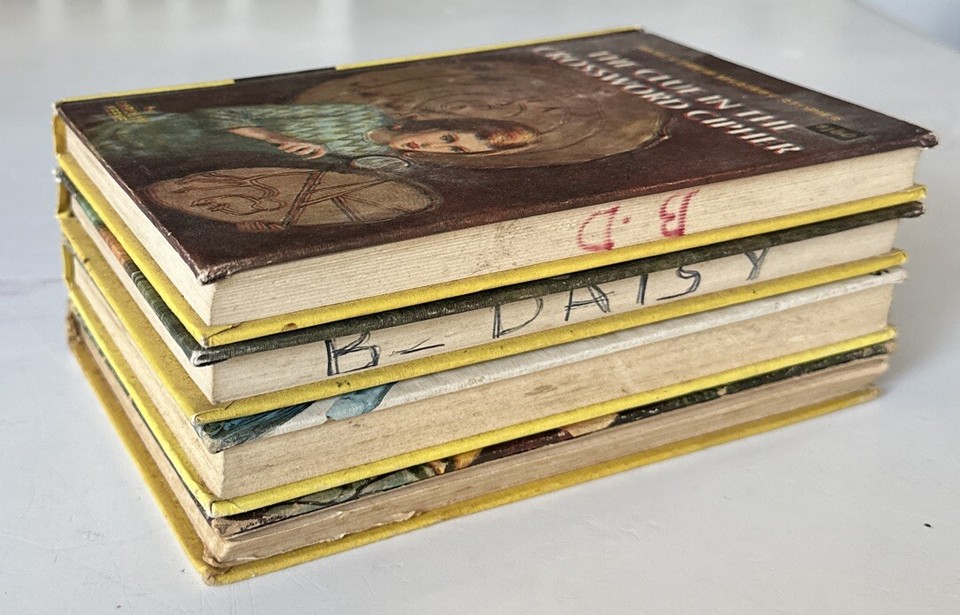 Lot of 4 Nancy Drew Vintage Hardcover Books by Carolyn Keene – Random ...