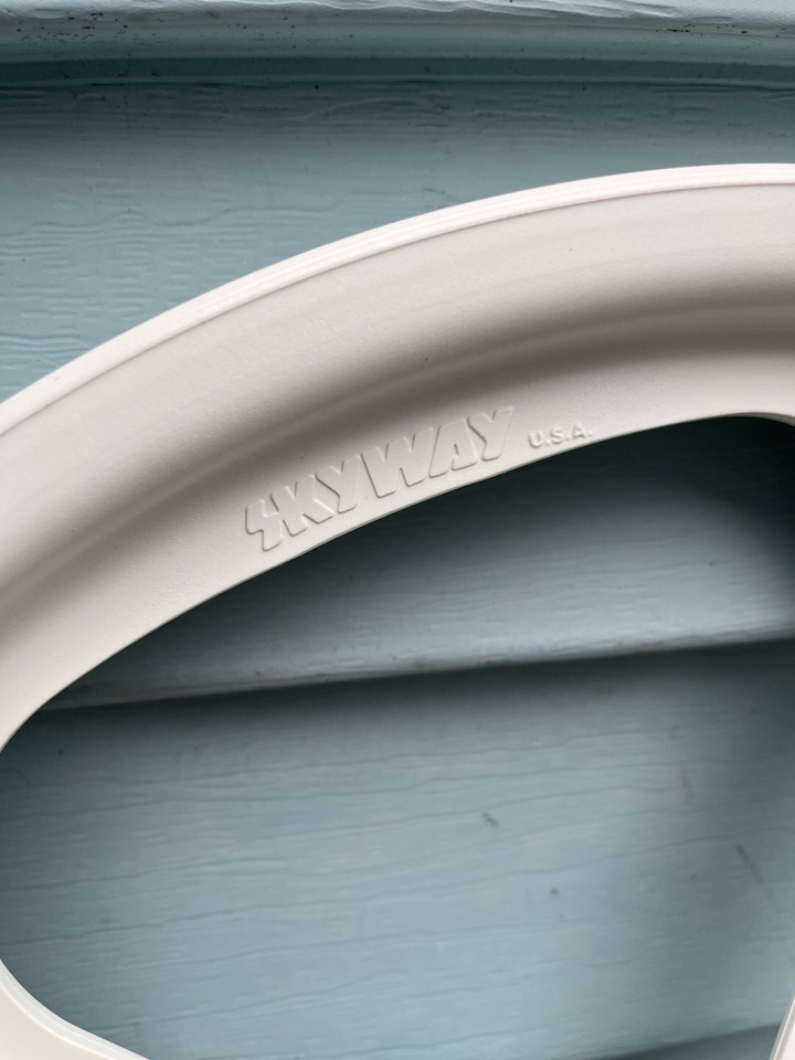 White Skyway Old School 20 inch Tuff Wheels Mags Rims Bmx New Spoke Mag ...