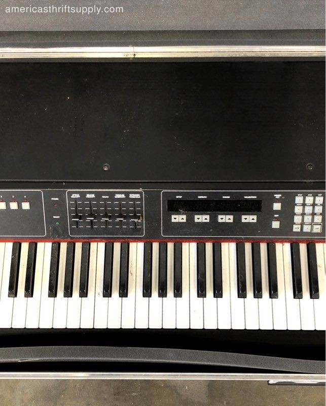 Kurzweil MIDIBOARD Vintage 88-Key Weighted MIDI Controller Keyboard w ...