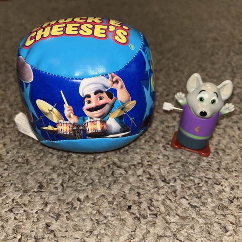 Chuck E Cheese FOAM SOFT PLUSH BALL VINYL 3"-4" TOY 2016 PRIZE & FIGURE ...