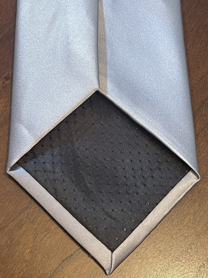 Geoffrey Beene Gray Hand Made 100% Polyester Men’s Neck Tie Made In ...