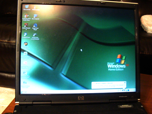 Vintage HP Pavilion ze2000 1.3Ghz, 512MB RAM, 40GB HDD Windows XP Home ...