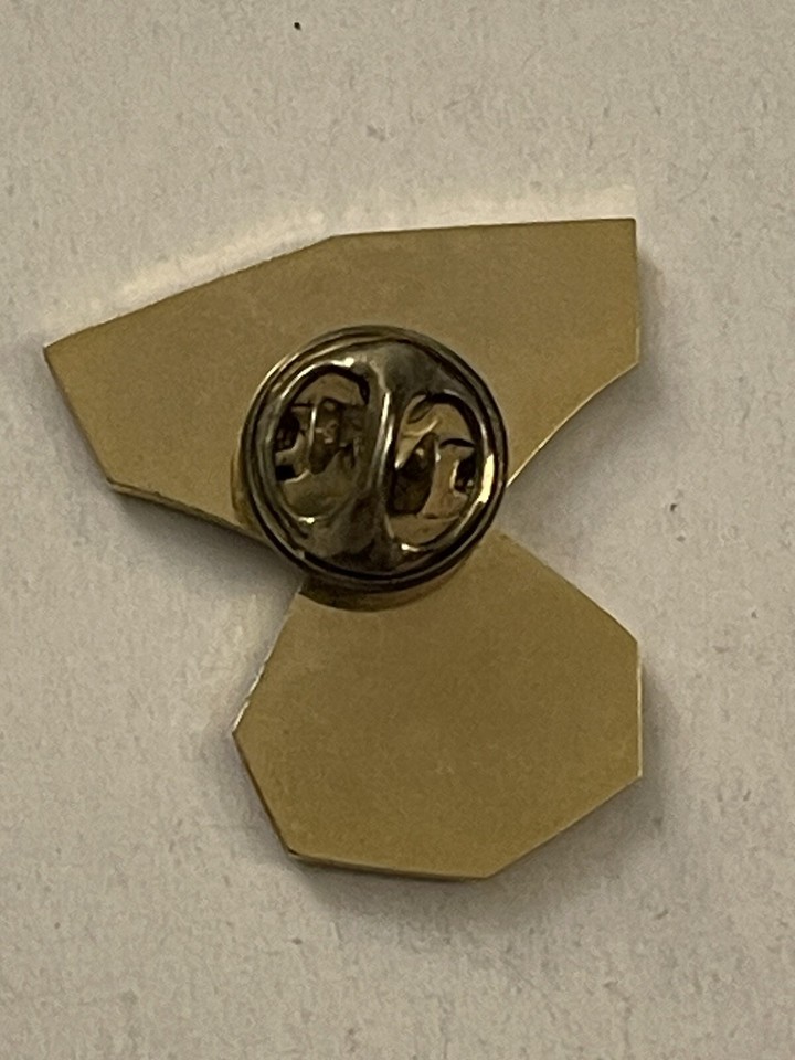 Vintage Pan Am Dow Pin PinBack PB32 | eBay