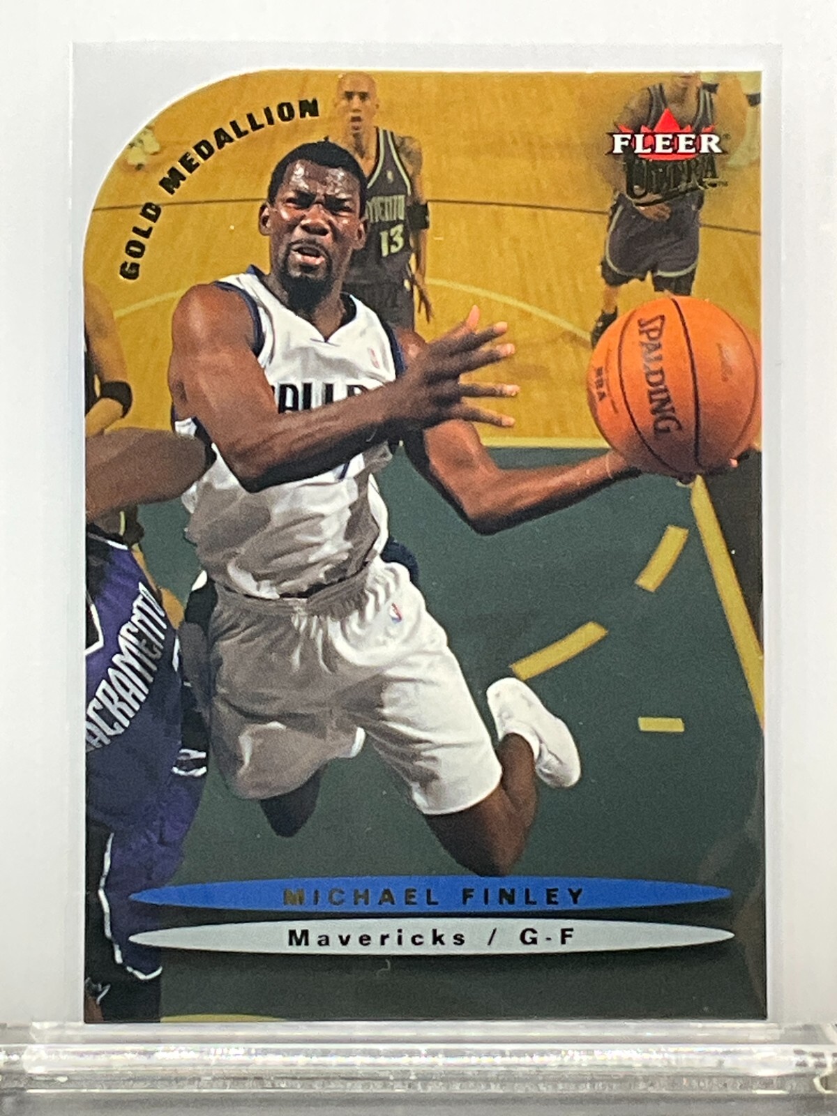 2003-04 Ultra Basketball - Gold Medallion - Michael Finley - Mavericks ...
