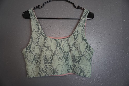 Fabletics Women Green Pink Reversable Harlyn Midi Impact Sports Bra ...