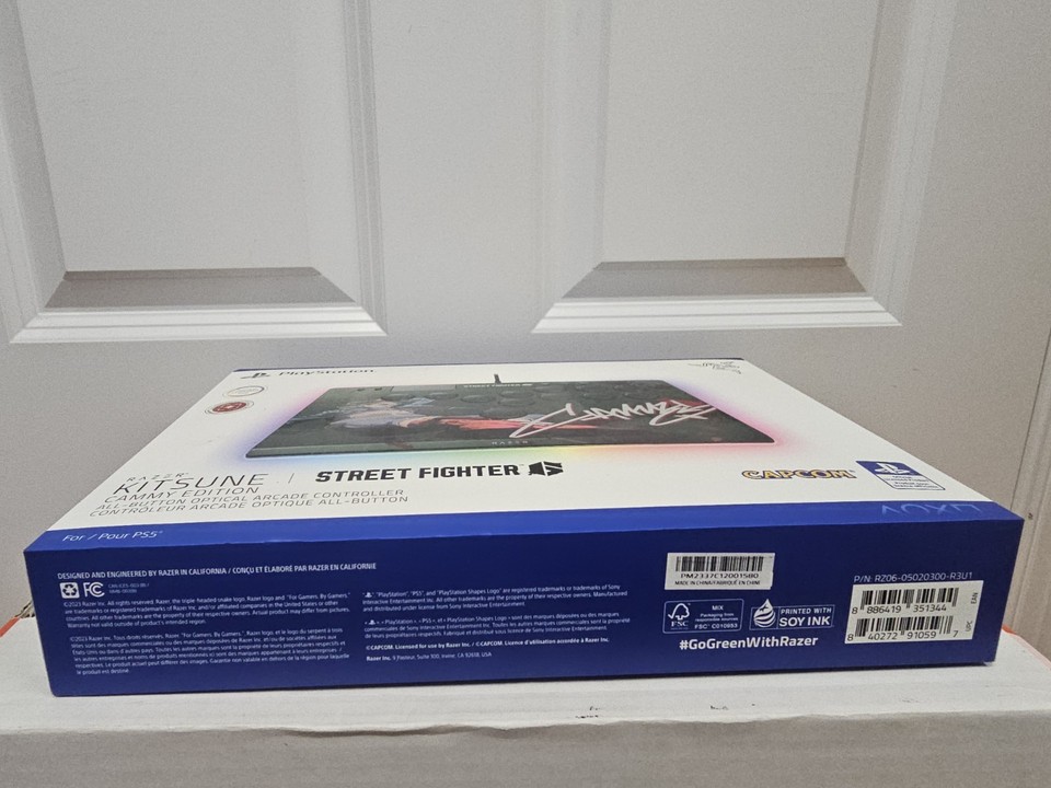 Street Fighter 6 Arcade Fightstick Razer Kitsune Cammy Edition PS5 ...