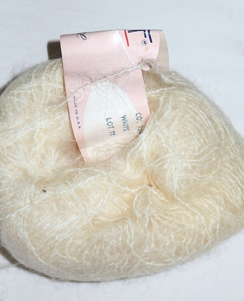 BERNAT MOHAIRLAINE 4 Skeins Fuzzy Mohair Blnd Yarn 7542 White 130 Yds ...