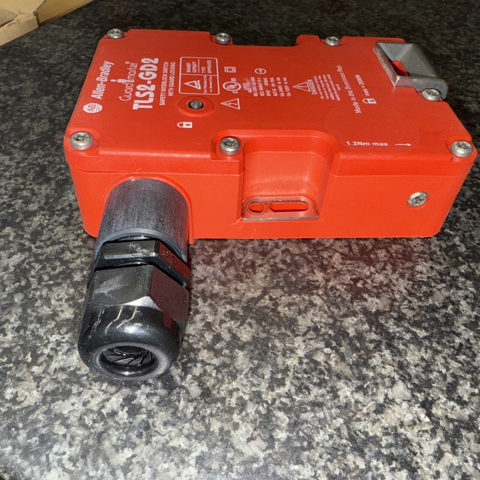 ALLEN BRADLEY 440G-T27177 E GUARD MASTER SAFETY INTERLOCK SWITCH 24V ...