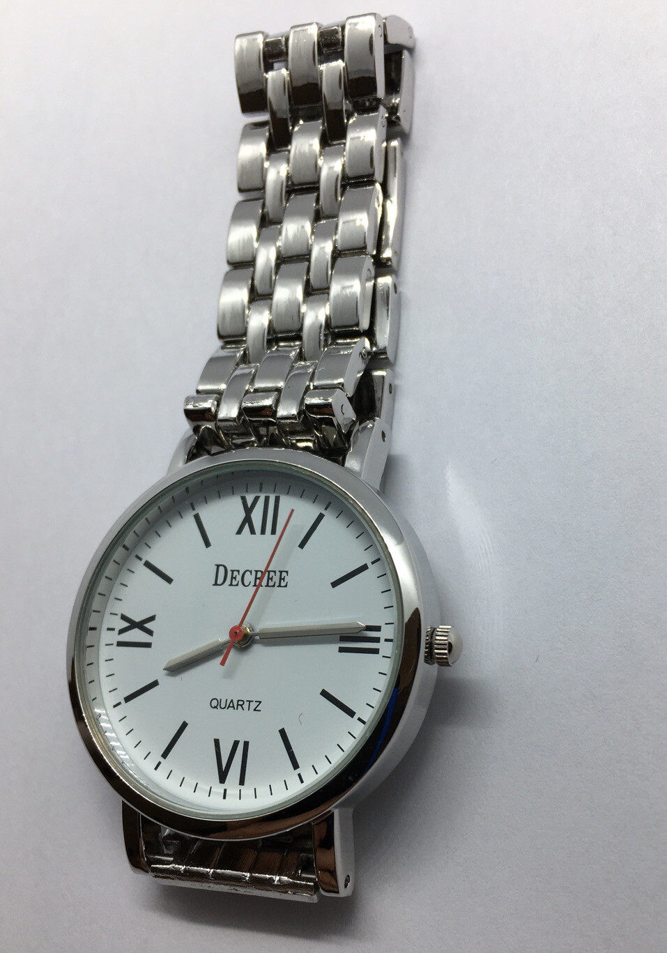 Decree Watch DCR142 Man Or Woman Silver Tone New With A Fresh Battery ...