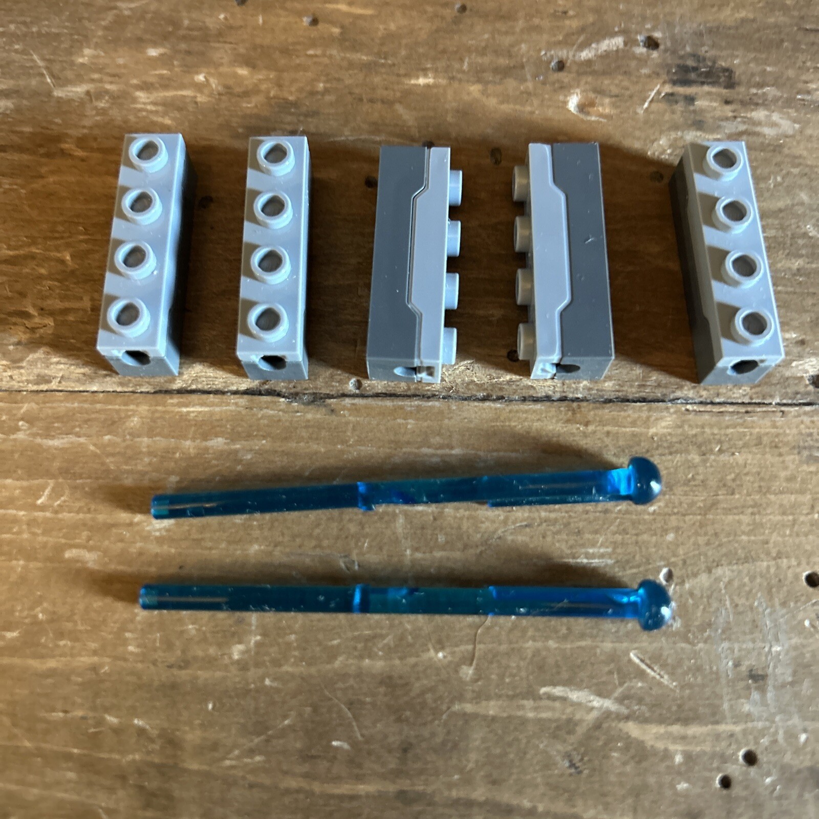 LEGO 5 Spring Shooters and 2 Trans-Blue Bar 8L Replacement Darts 15301 ...