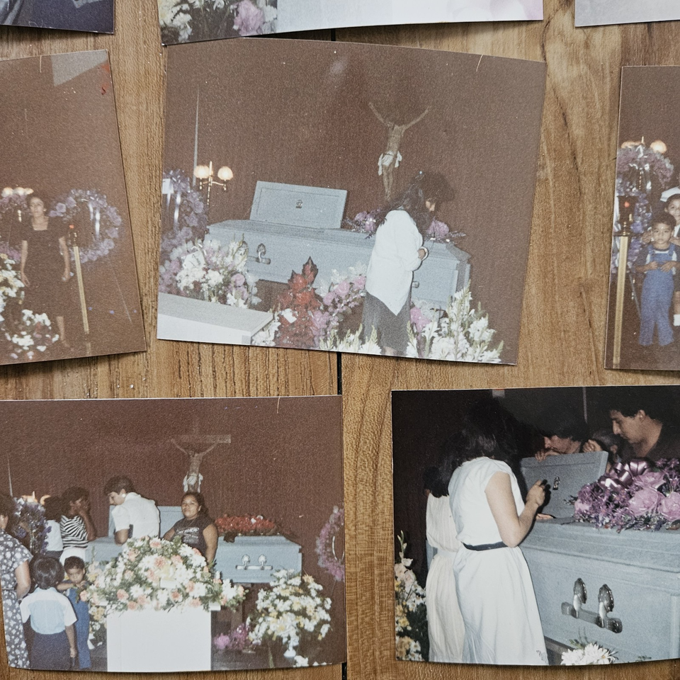 VINTAGE 1980'S MEXICAN AMERICAN WOMAN POST MORTEM FUNERAL CASKET PHOTO ...