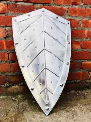 Medieval Leaf Design Pointed Heater Shield Larp Reenactment Cosplay ...