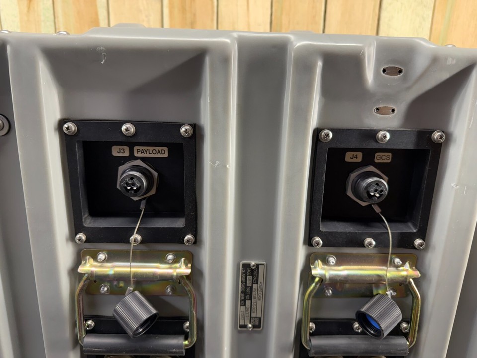 Hardigg Server Rack Rackmount 6U 19" X 25" Waterproof Storage Case W ...