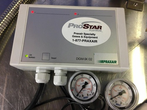 PraxAir ProStar Platinum Gas Monitoring Device w/ Manifolds Gages Lines ...