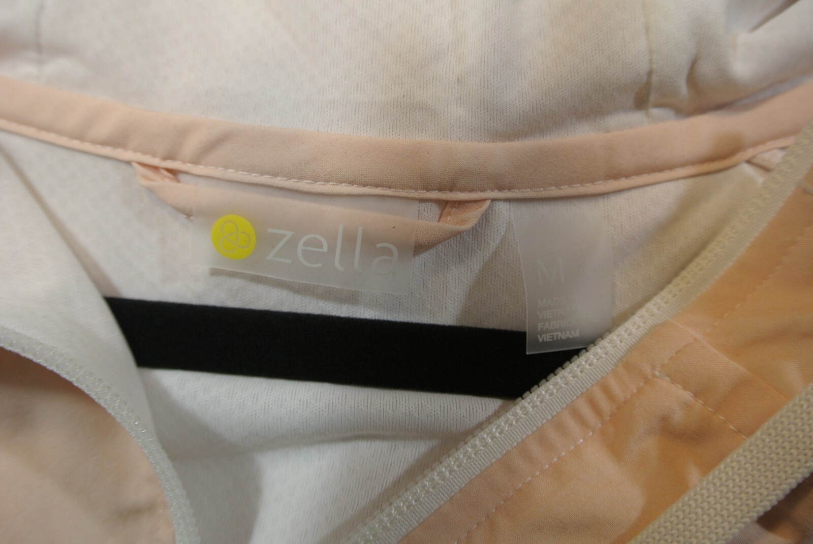 NEW Zella Style Game Training Jacket in White/Peach - Size M #NA256 | eBay