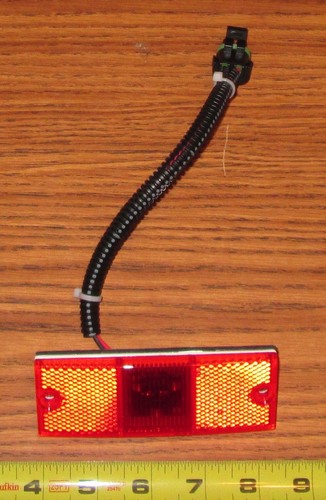 Dialight 45381RB ~ 12V RED LED 4.5"X 1.75" Marker 45 SERIES, BUS, COACH ...