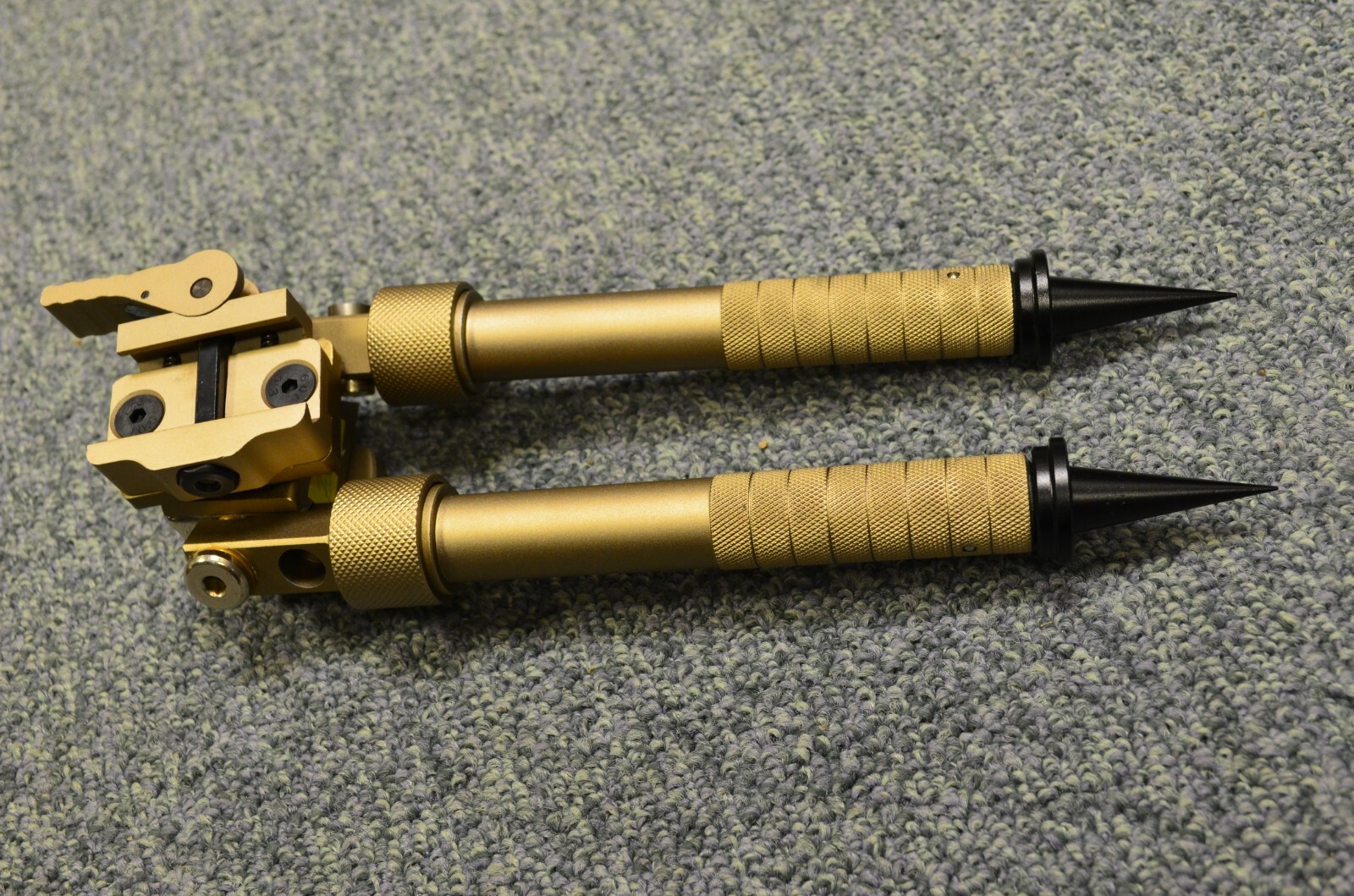 AirForceOne ADRAS BIPOD BT37 ‘Quick Change’ Spike Feet: Silver or Sand ...