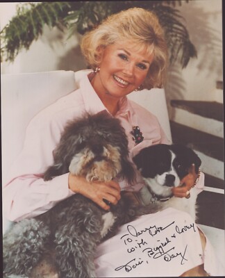 Doris Day - Autograph - With Pets - From the Larry Littlefield ...