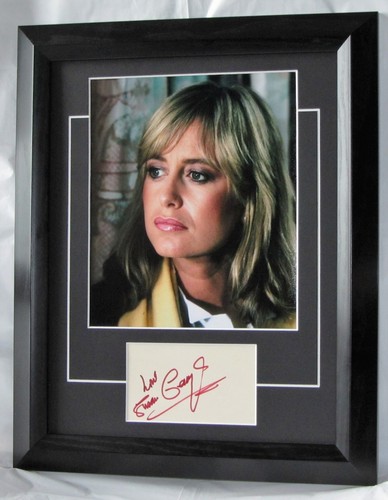'A781SG SUSAN GEORGE SIGNED FRAMED GUARANTEED AUTHENTIC AUTOGRAPH AFTAL ...