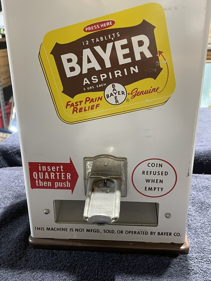 Vintage 1950's (Bayer Aspirin) Coin Operated Vending Machine Dispenser ...