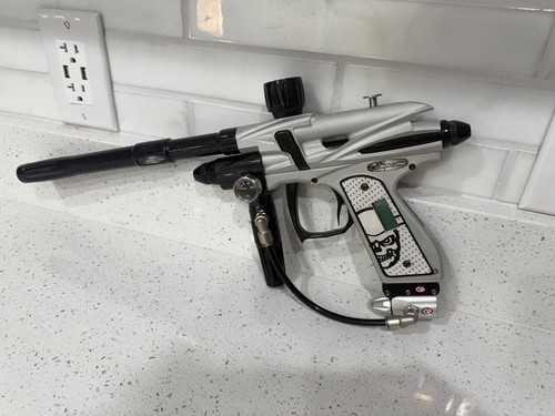 Bob long 2k6 Infamous Intimidator w/ infamous board. (Paintball) Recent ...