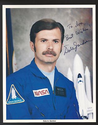 Dale A. Gardner Signed Autographed 8x10 Photo NASA Astronaut Auto | eBay