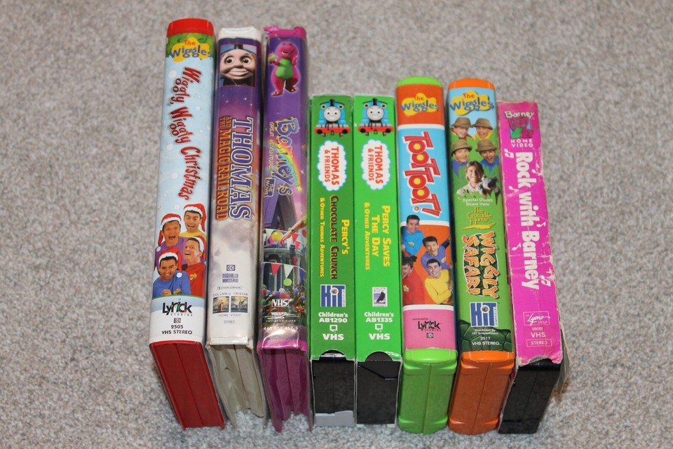 LOT of 8 Kid's Children's VHS Tapes - Barney / The Wiggles / Thomas the ...