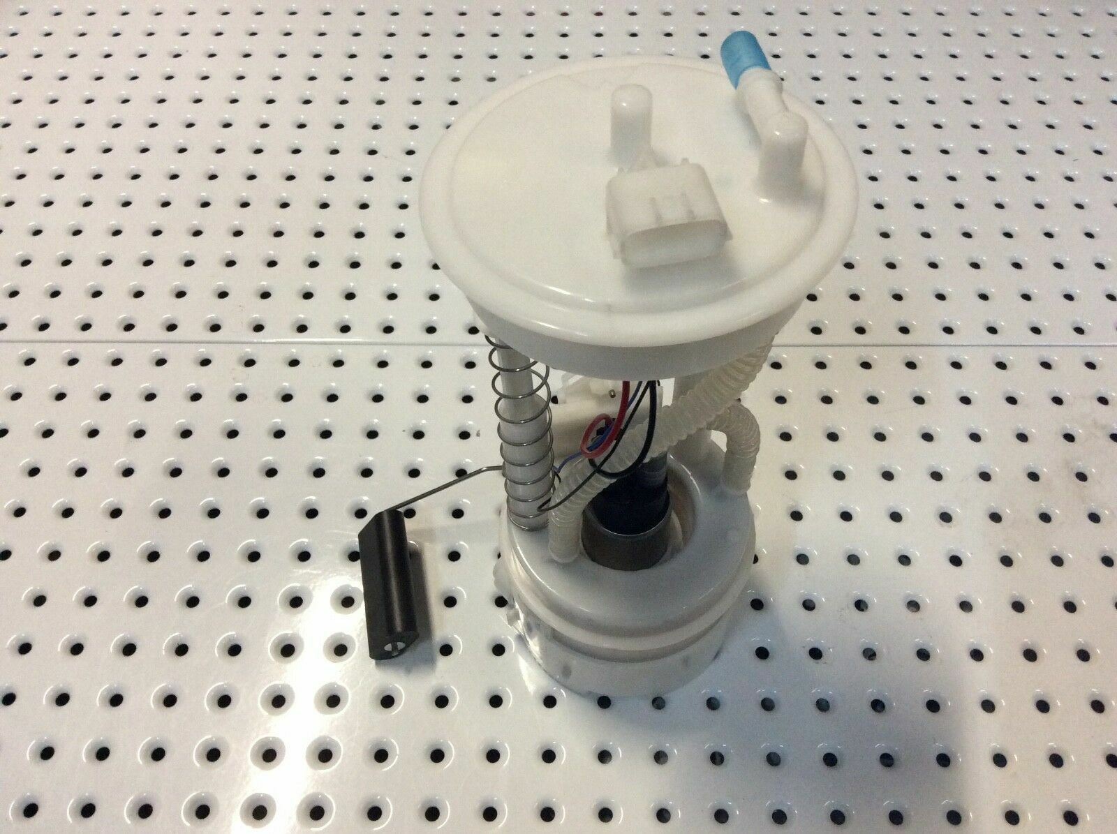 FUEL PUMP 968580995 17040-JD01A 17040-JD01B 17040-JD01C 17040-JD01D ...